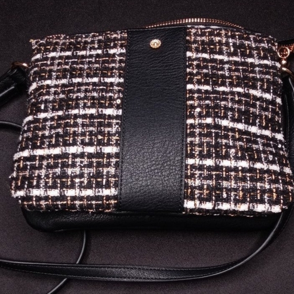 LC Lauren Conrad | Bags | Lc Lauren Conrad Crossbody Bag In Black Tweed ...